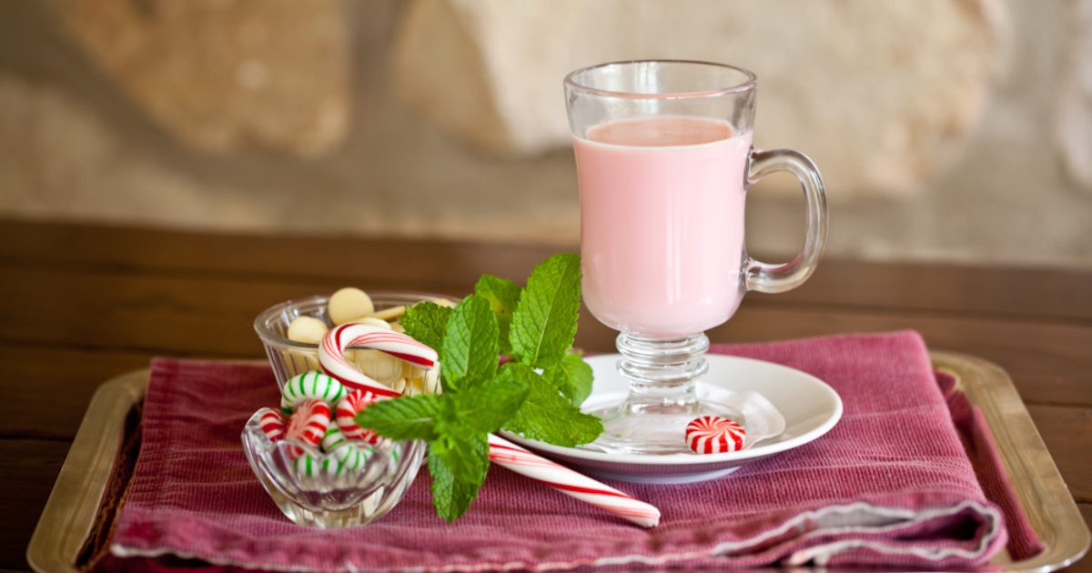 Billy's Beverage: Peppermint White Hot Chocolate | Blackberry Magazine