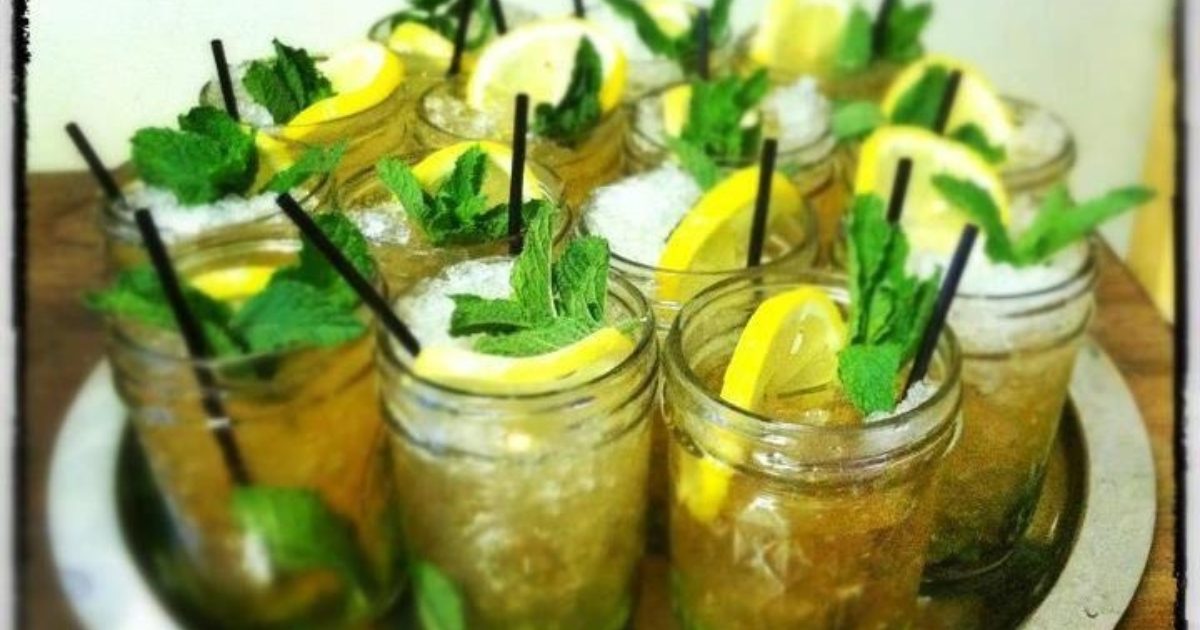Mint Julep Sweet Tea | Blackberry Magazine