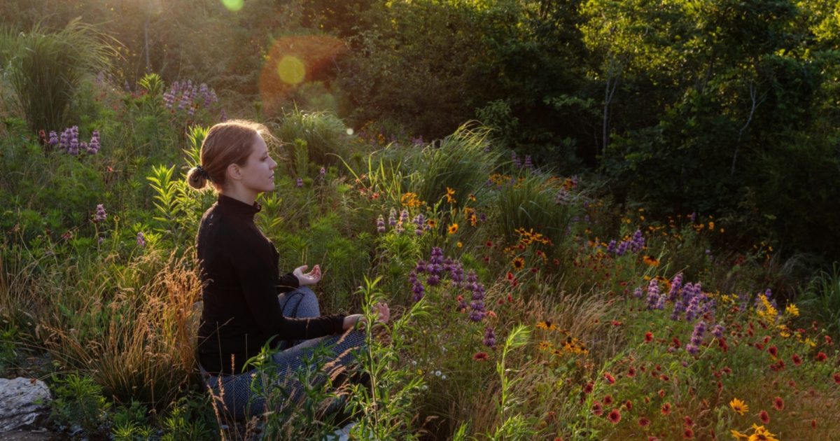Why You Should Try Meditating Outside | Blackberry Magazine